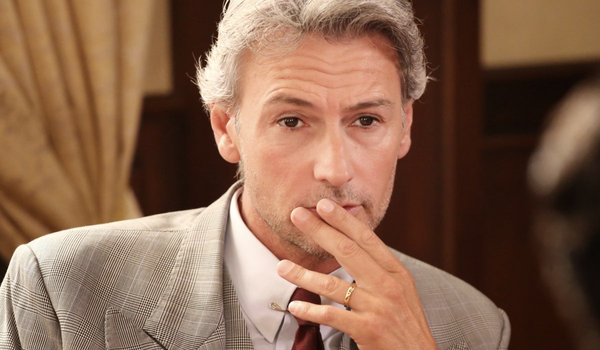 #RitornoAlParadiso: la intervista a Roberto Farnesi