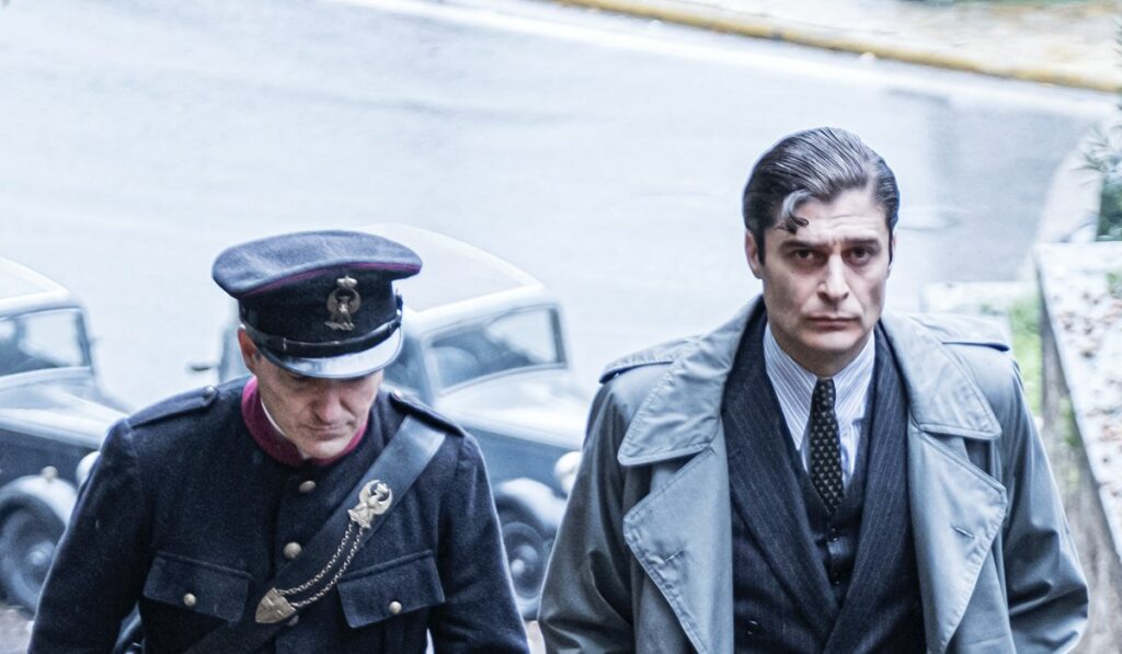 Come finisce Il commissario Ricciardi 2? Il finale