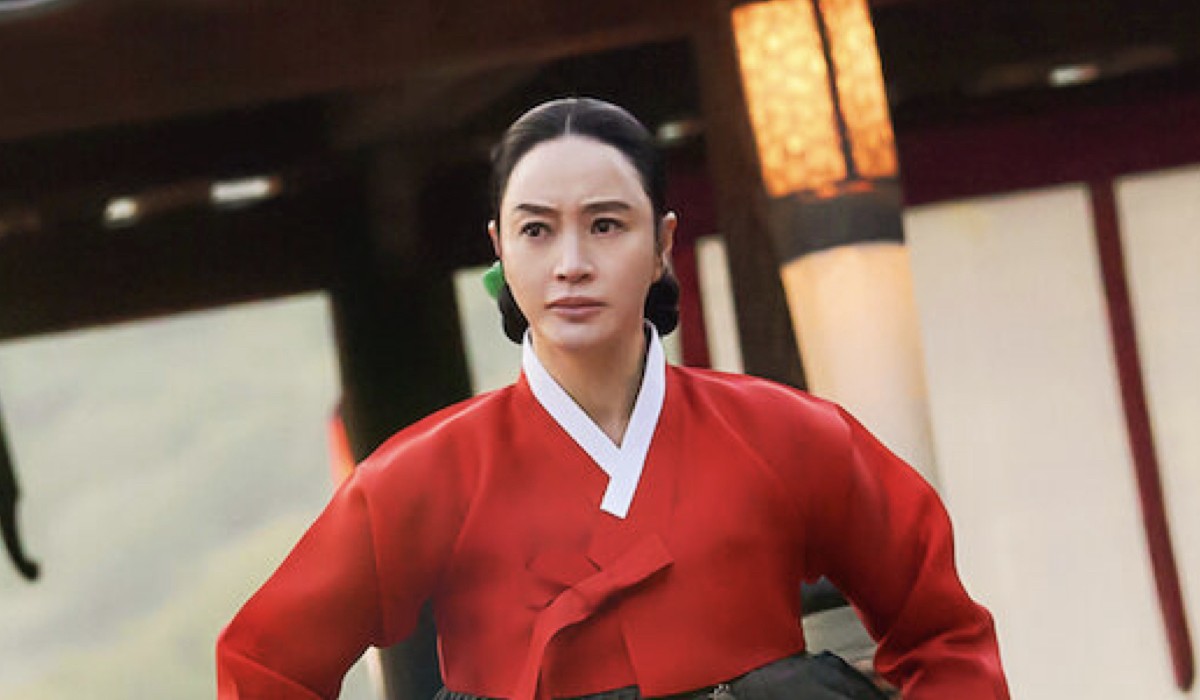 Under the Queen's Umbrella serie tv: uscita, trama e streaming