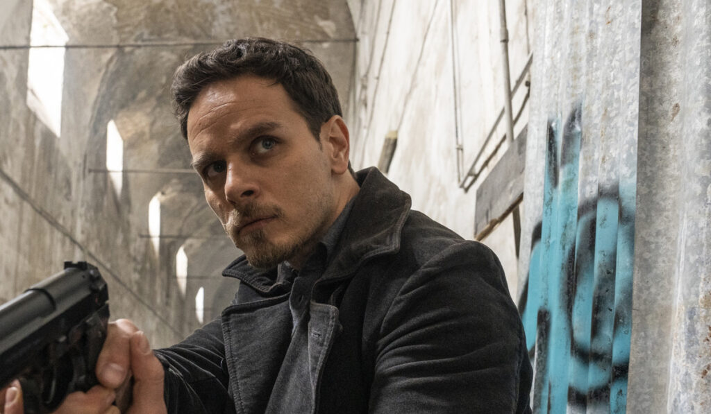 Cast di Resta con me: attori