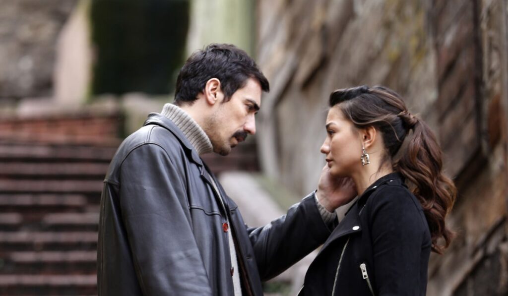 My Home My Destiny agosto 2023: Zeynep dice la verità a Mehdi