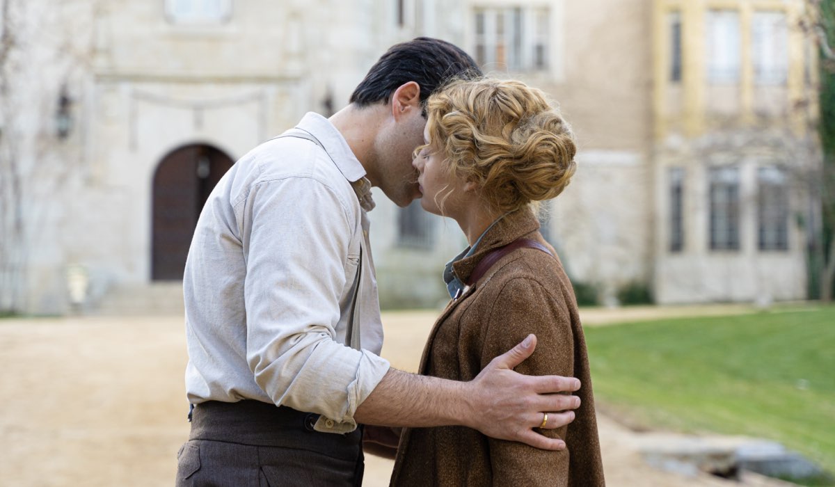 La Promessa anticipazioni spagnole su Jana e Manuel