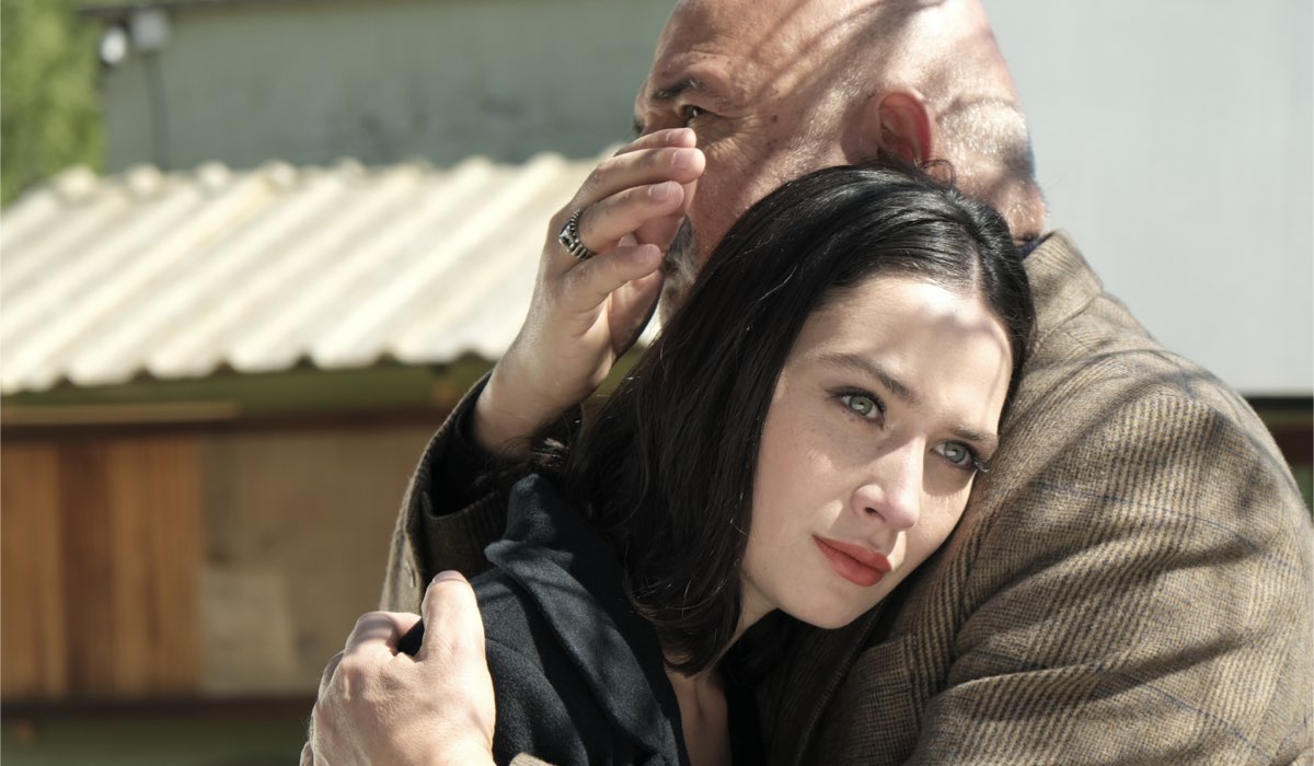 Terra Amara, Betul avvelena Colak: muore?