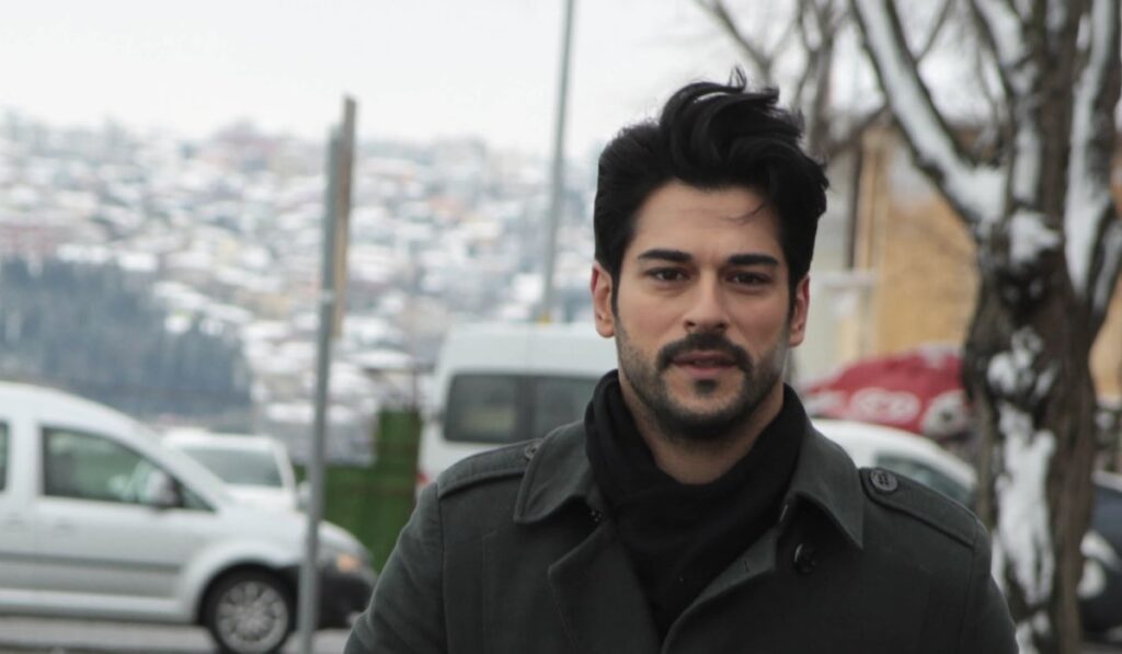 Endless Love 18 giugno: Vildan confessa la verità a Emir